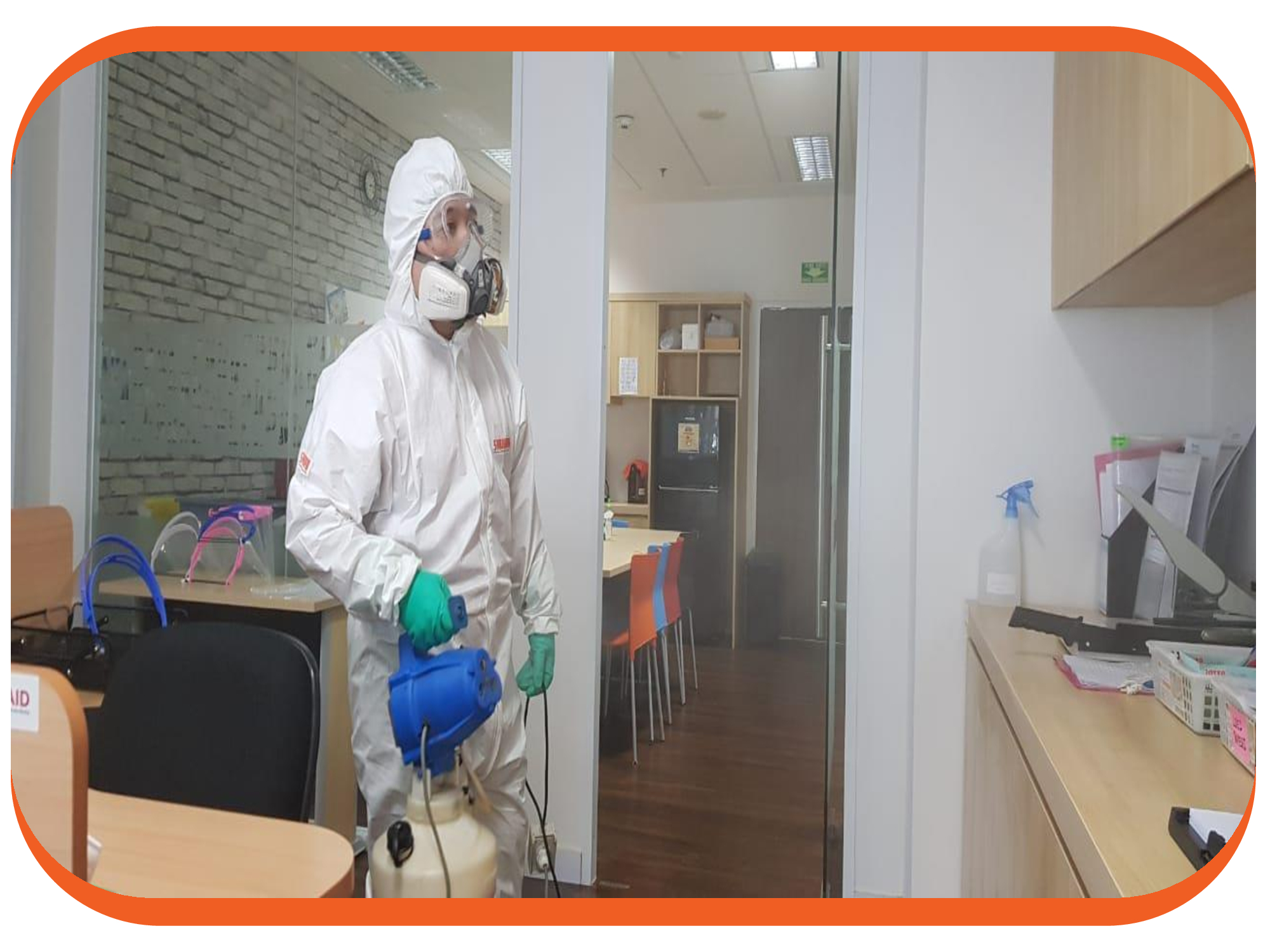 Specialist disinfection service (intermediate level)